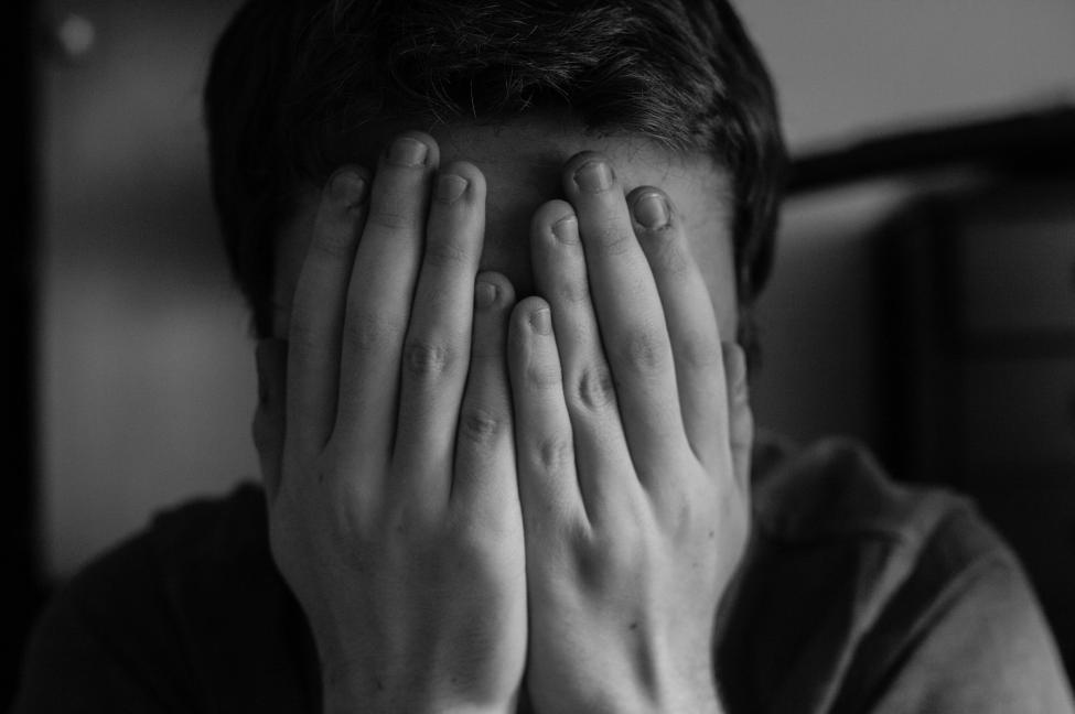 THE SLUMP: AN EDITORIALS ON SEASONAL DEPRESSION... - un-associated